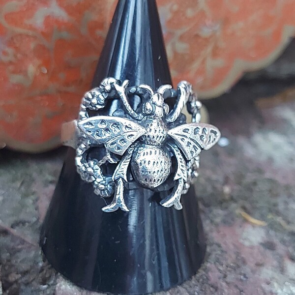 Steampunk Bee - Etsy UK