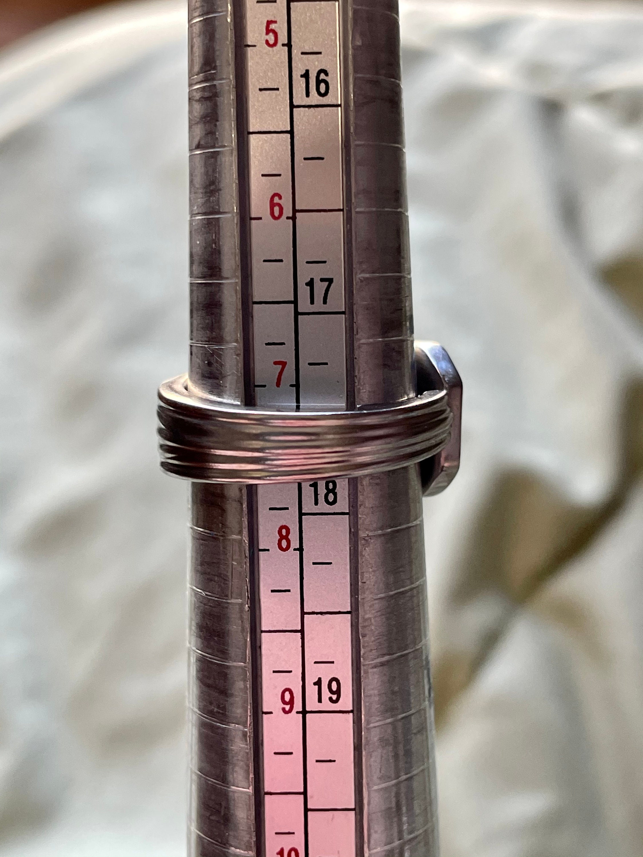 Minimal floral spoon ring size 7.5 - Etsy.de