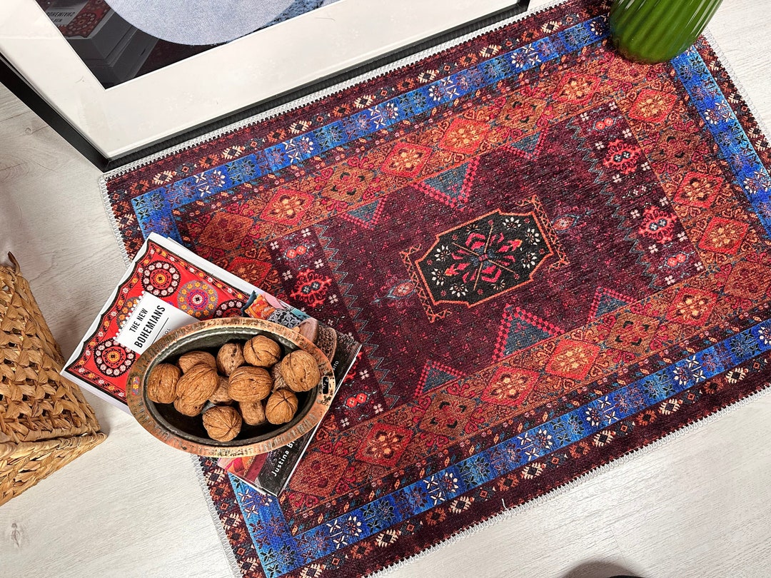 Stylish and Chic Vintage Style Runner Rug, Red and Blue, Classic ...