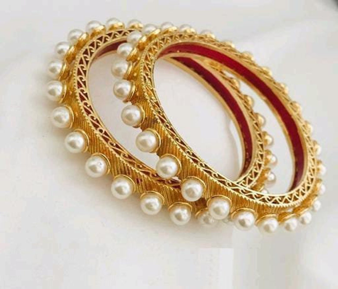 Moti Design Gold Platted South Indian Bangles, Hand Accessories ...