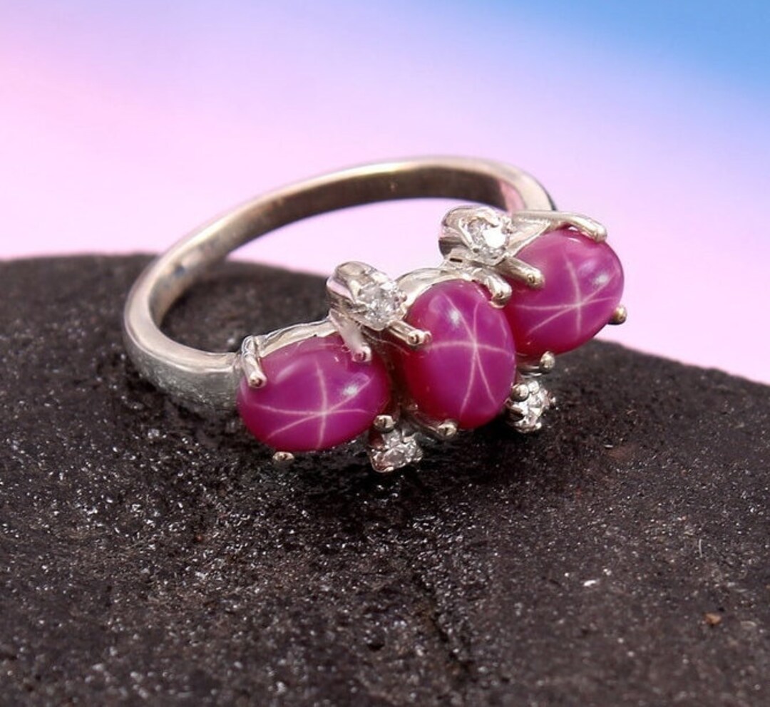 Designer Lindy Pink Star Gemstone Ring, Solitaire Sapphire Engagement ...