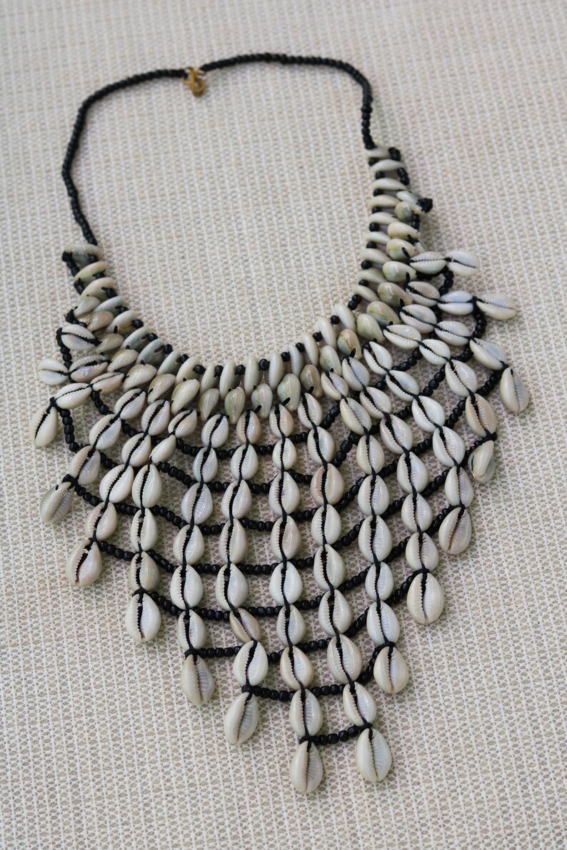 African Cowrie Shell Necklace Sea Shell Necklace African - Etsy