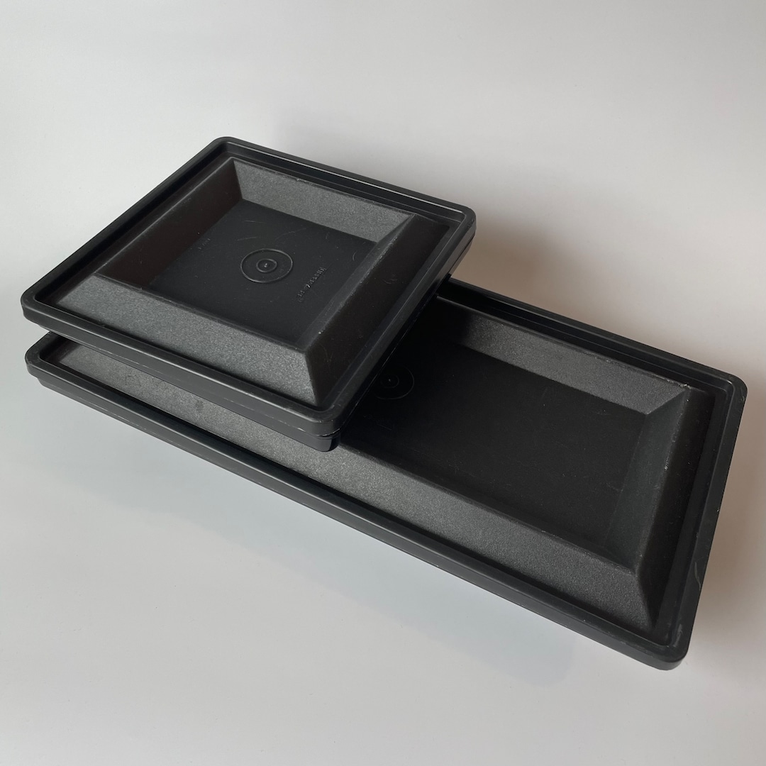 Vintage Tupperware Snack Trays With Lids - Etsy