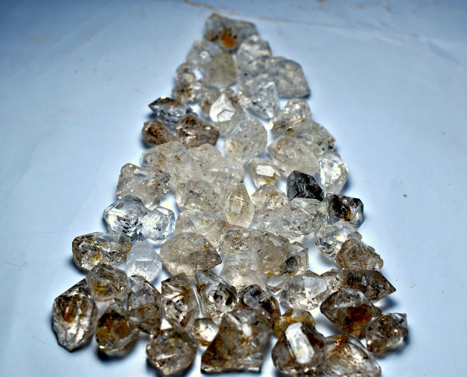 200 CT Double Terminated Fluorescent Natural Petroleum Diamond | Etsy