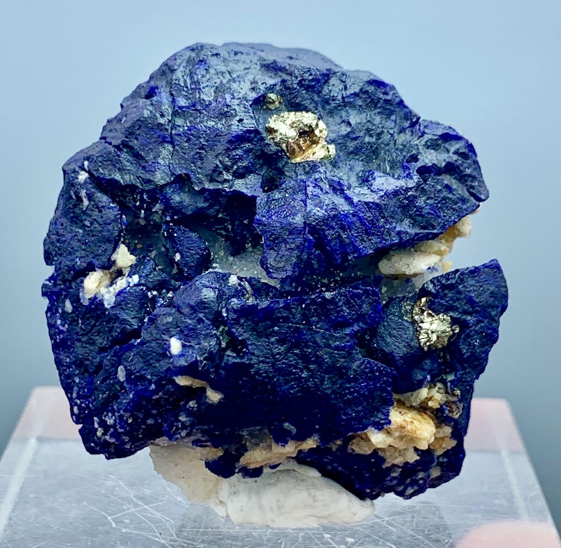 Ejemplar de lazurita natural con pirita: un raro cristal mineral azul ...