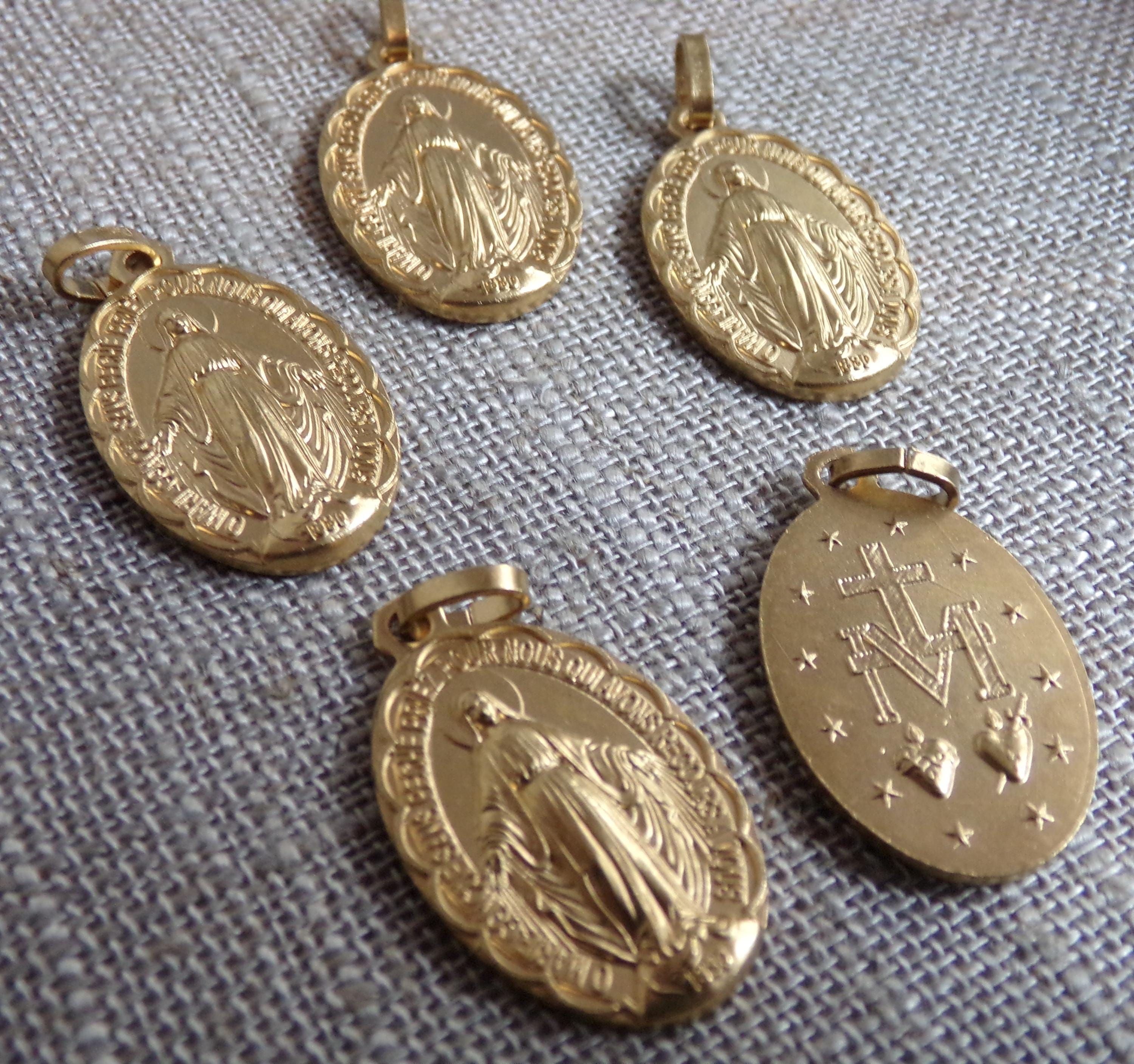 5 New Small Scalloped Miraculous Medals. Gold Covered Brass. Made in ...