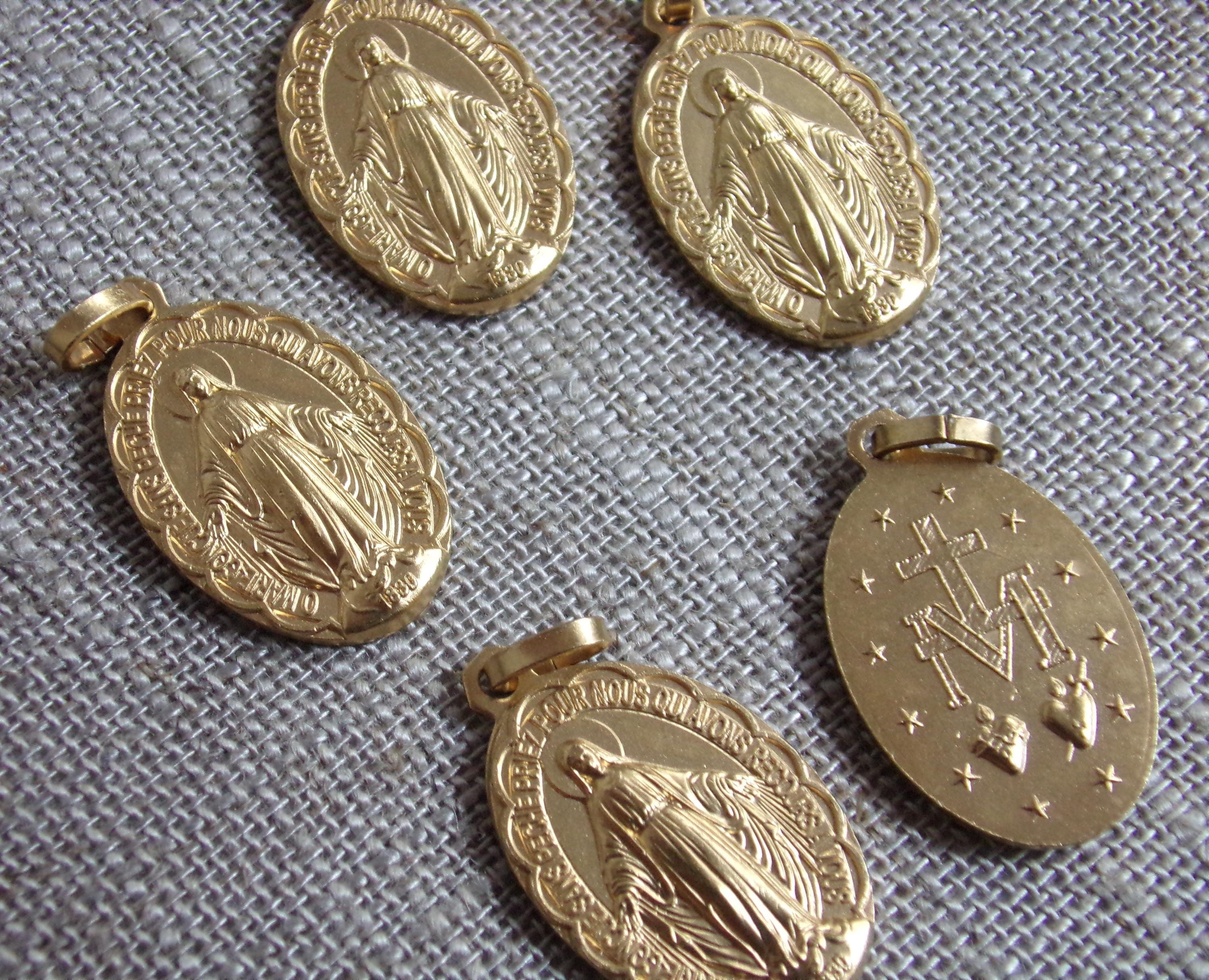 5 New Small Scalloped Miraculous Medals. Gold Covered Brass. Made in ...
