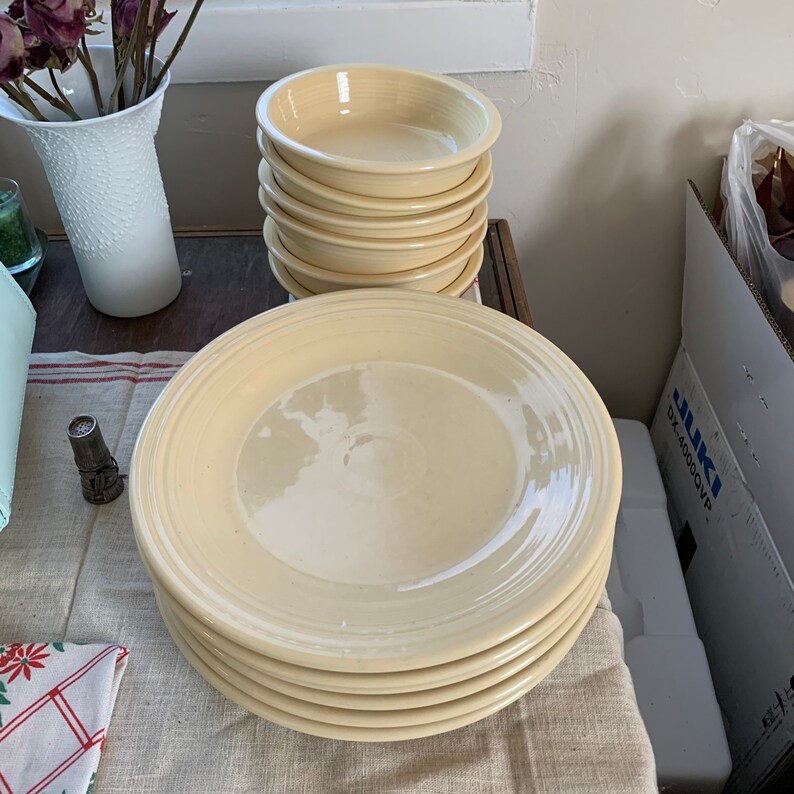Vintage Fiesta Dinner Plates in Old Ivory - Etsy