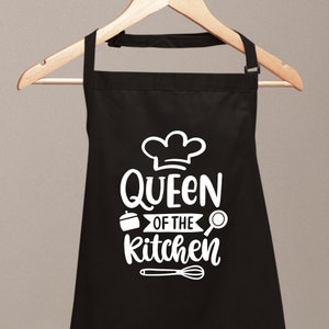 Queen of the Kitchen Funny Aprons for Women's Novelty Chef Kitchen ...
