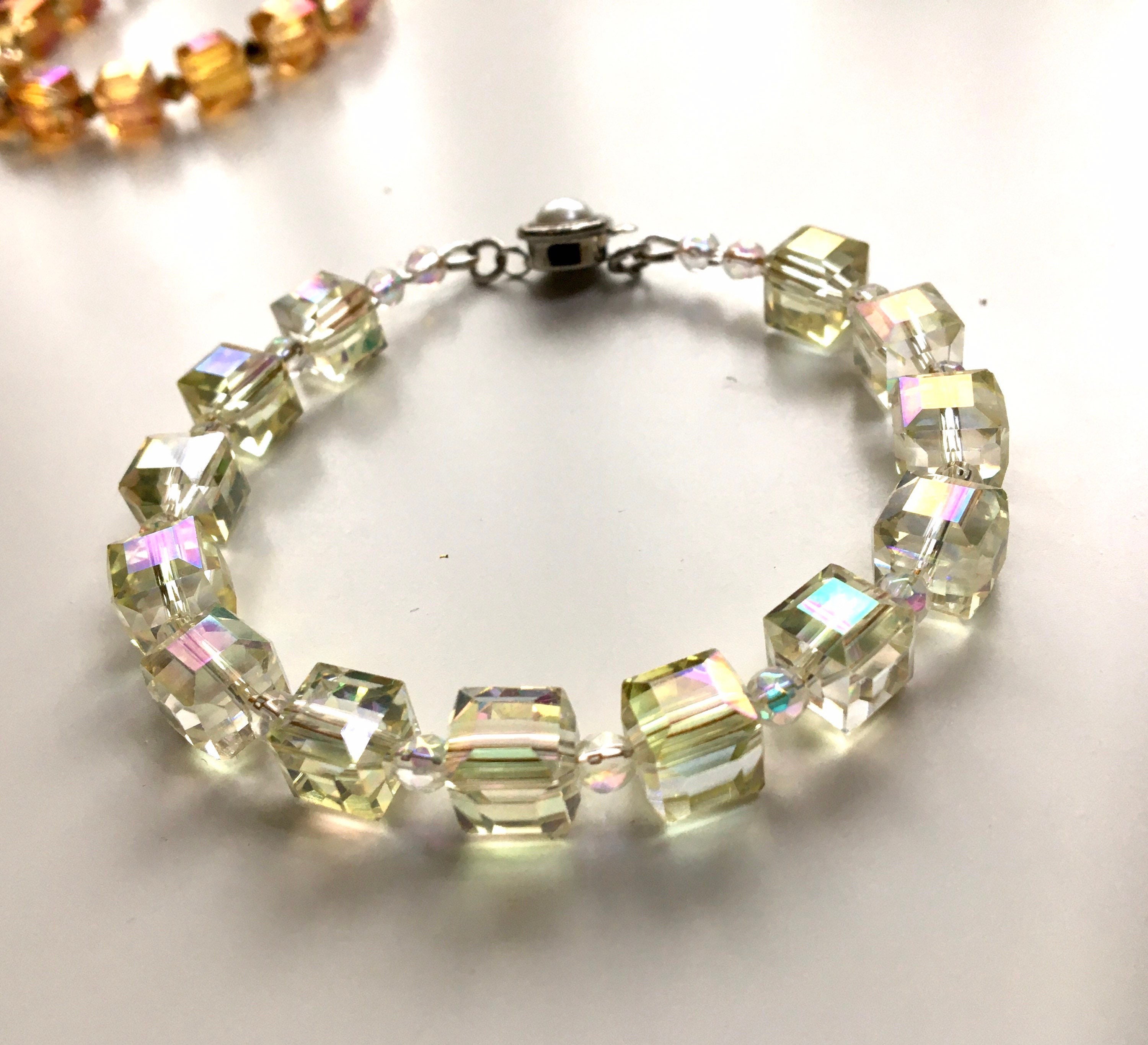 Simple Elegant Rainbow Faceted Glossy Glass Crystal Cube Beads Beaded ...