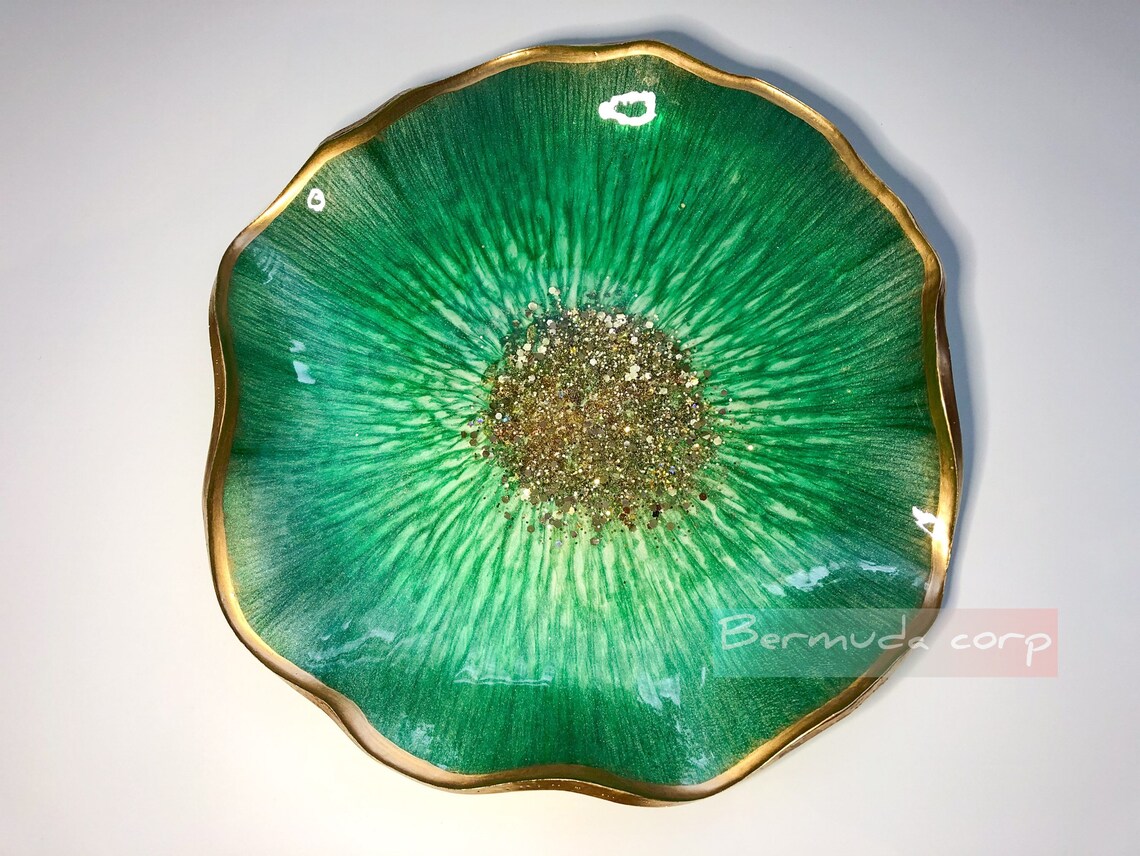 Decorative Emerald Fruit Bowl / Green and Gold Snack Basket / - Etsy Canada