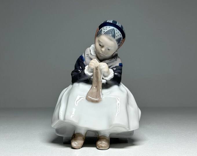 Royal Copenhagen Amager Girl Sewing Figurine #1314, Royal Copenhagen ...