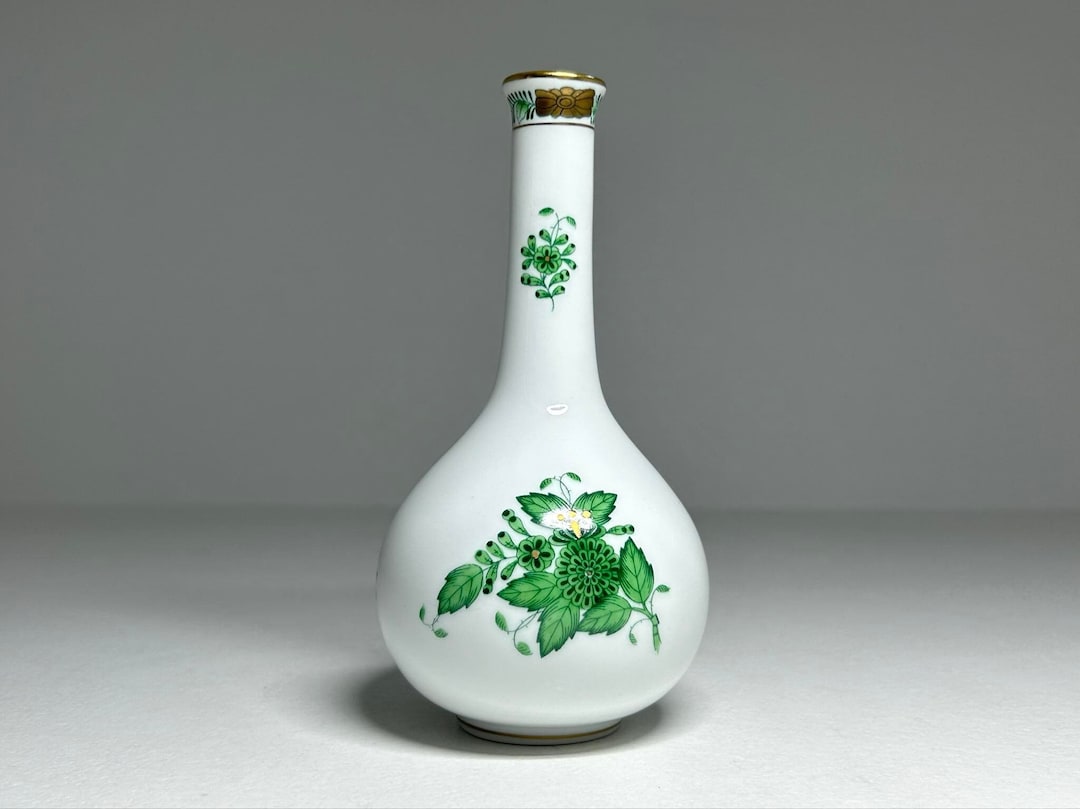 Herend Porcelain Vase #6470 'chinese Bouquet Apponyi Green', Herend ...