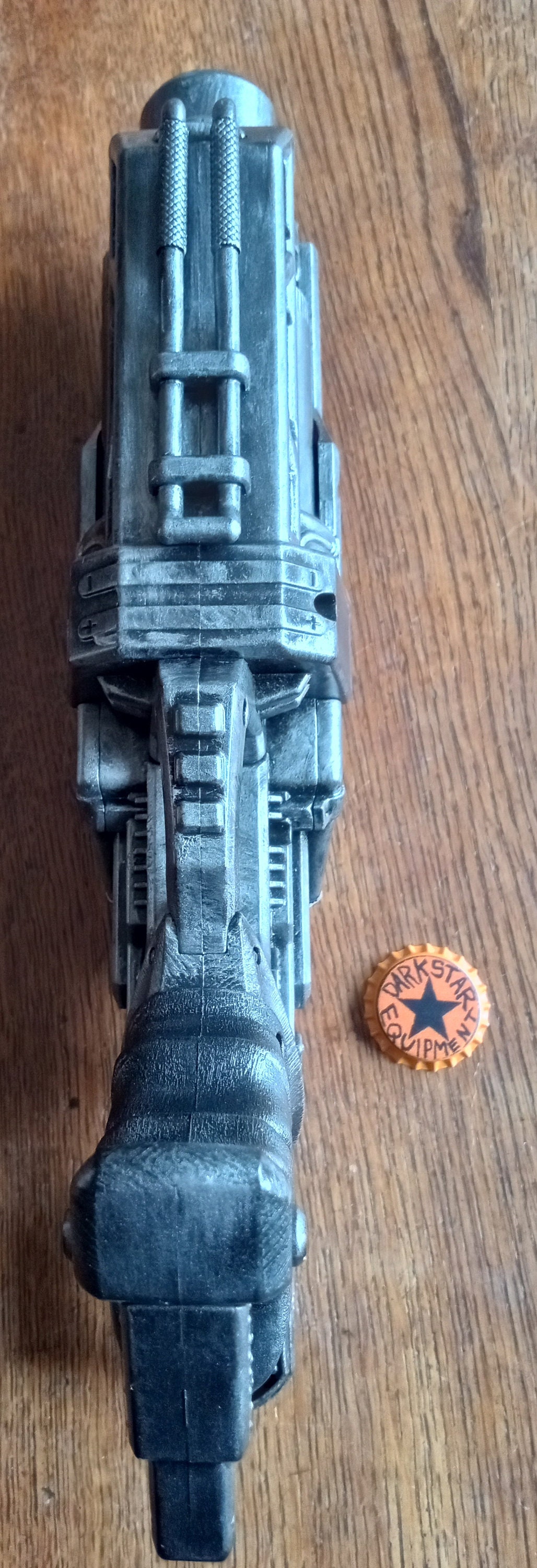 Cyberpunk Post Apocalyptic Themed Revolver Blaster Pistol Prop With ...