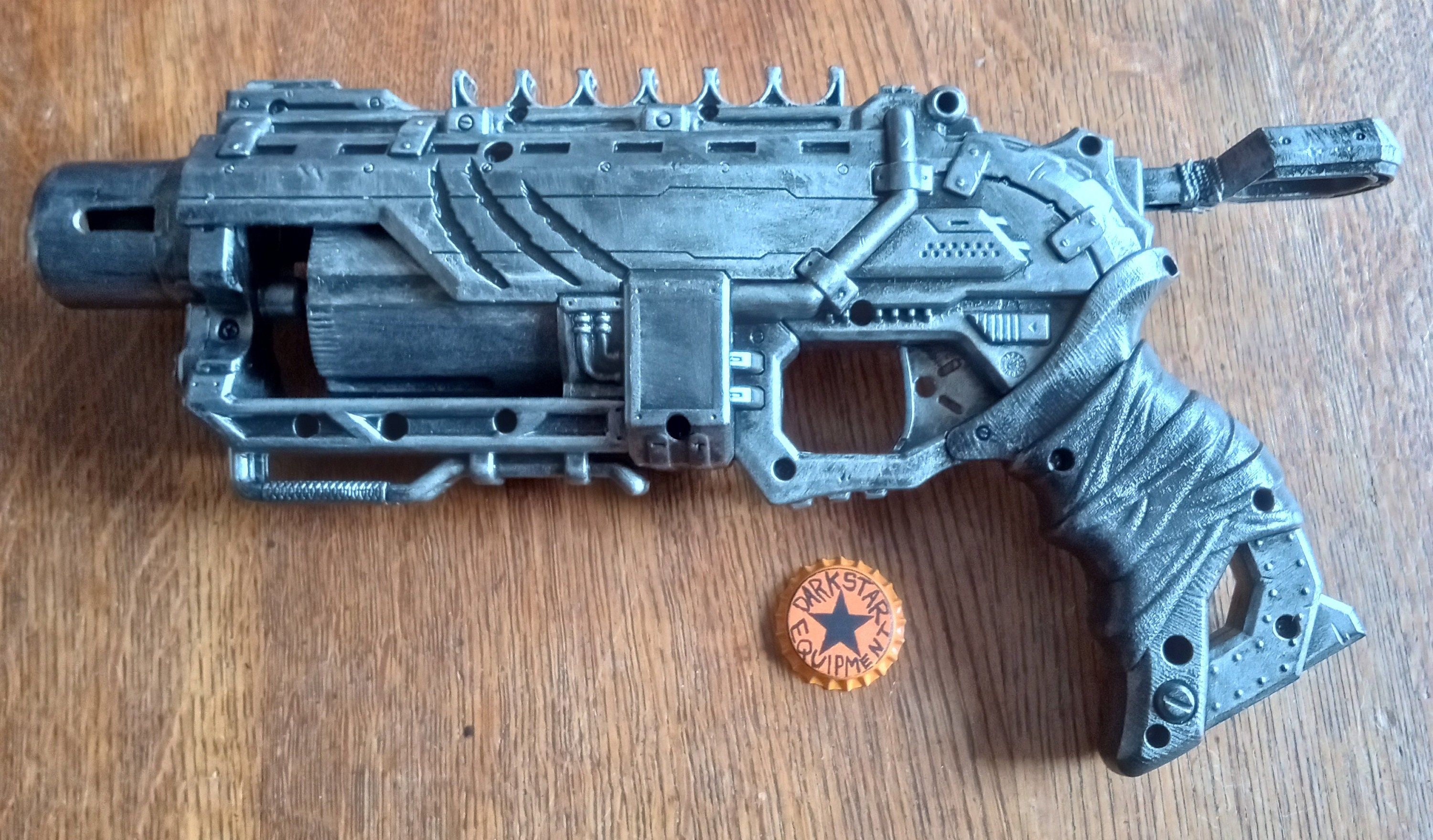 Cyberpunk Post Apocalyptic Themed Revolver Blaster Pistol Prop With ...