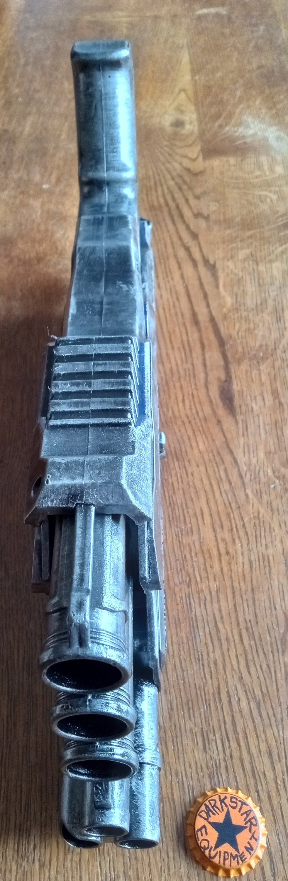 Dual Strike Cyberpunk/ Post Apocalyptic Themed Blaster Pistol Prop With ...