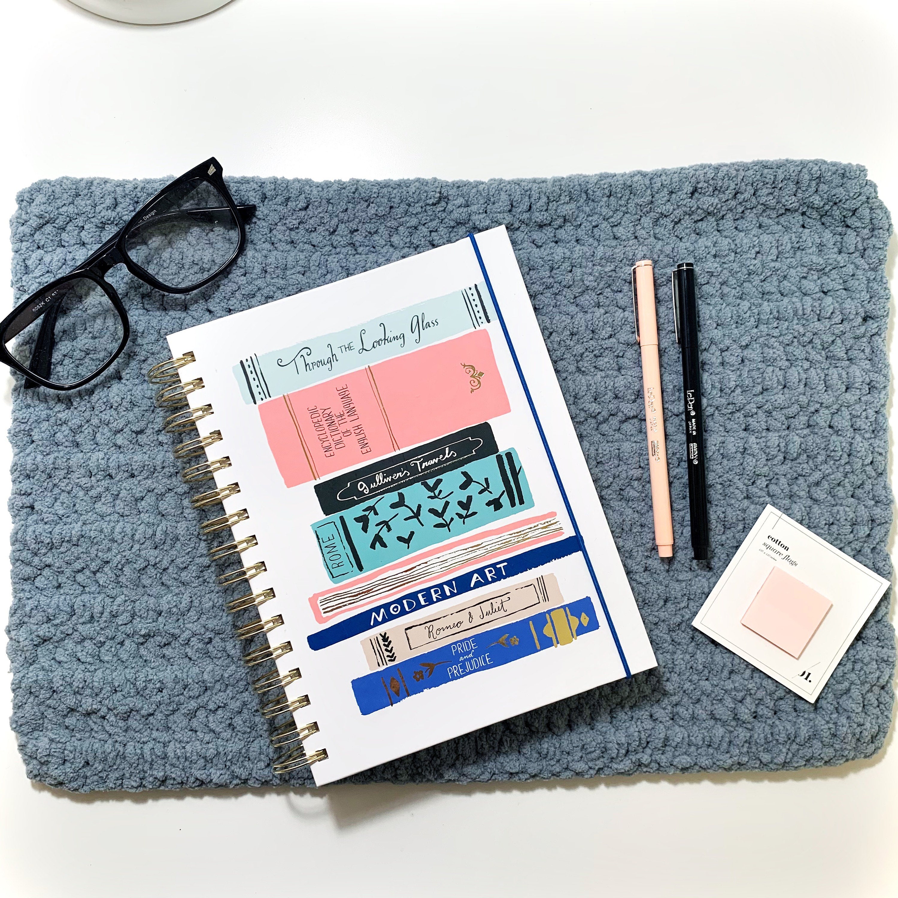 Planner Crochet Mat Chunky Yarn Flat Lay Mat Book Mat - Etsy