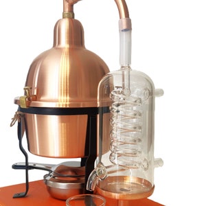 Essential Oil & Hydrosol Distiller in Copper With Glass Condensation ...