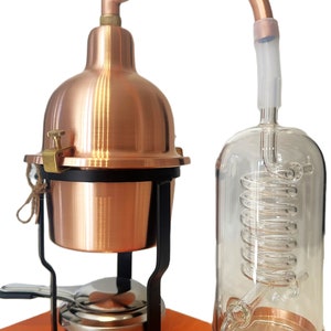 Alembic Distiller for Essential Oils & Hydrolate in Copper With Glass ...