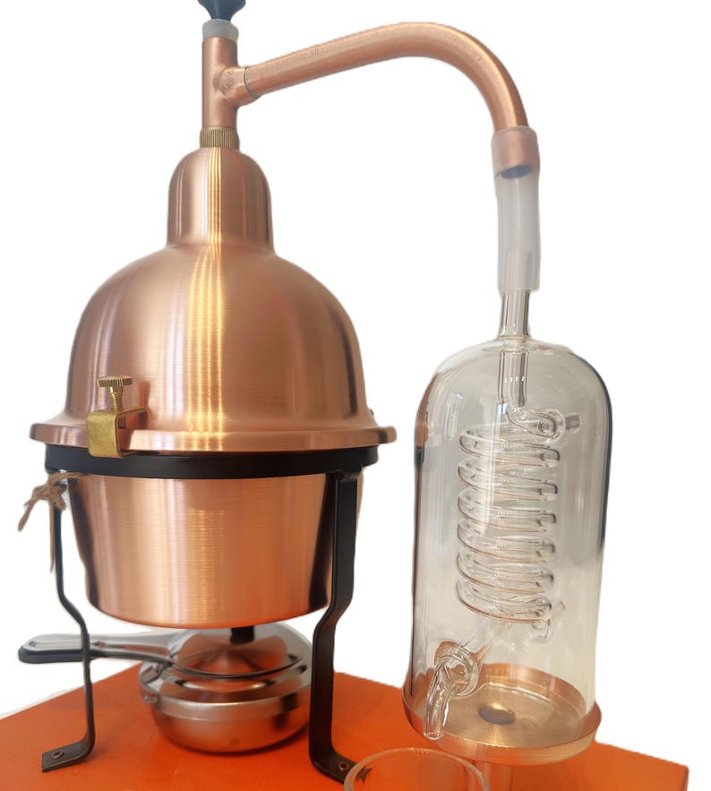 Alembic Distiller for Essential Oils & Hydrolate in Copper With Glass ...