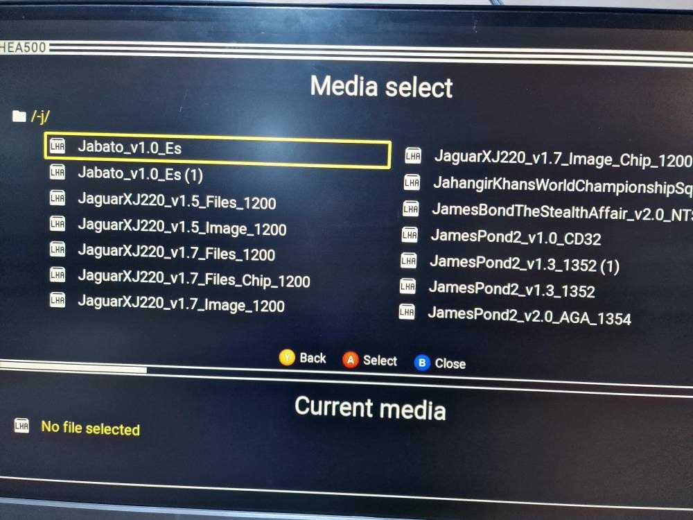 C64 True Blue mini /maxi 32gb Download Version with over 400 games ...