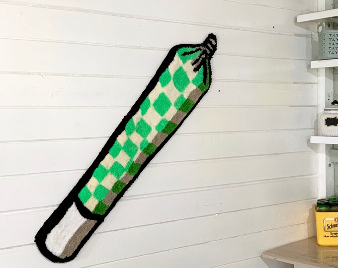 Custom Green and White Chequered Pattern Rug Joint / Blunt Tufted Rug ...