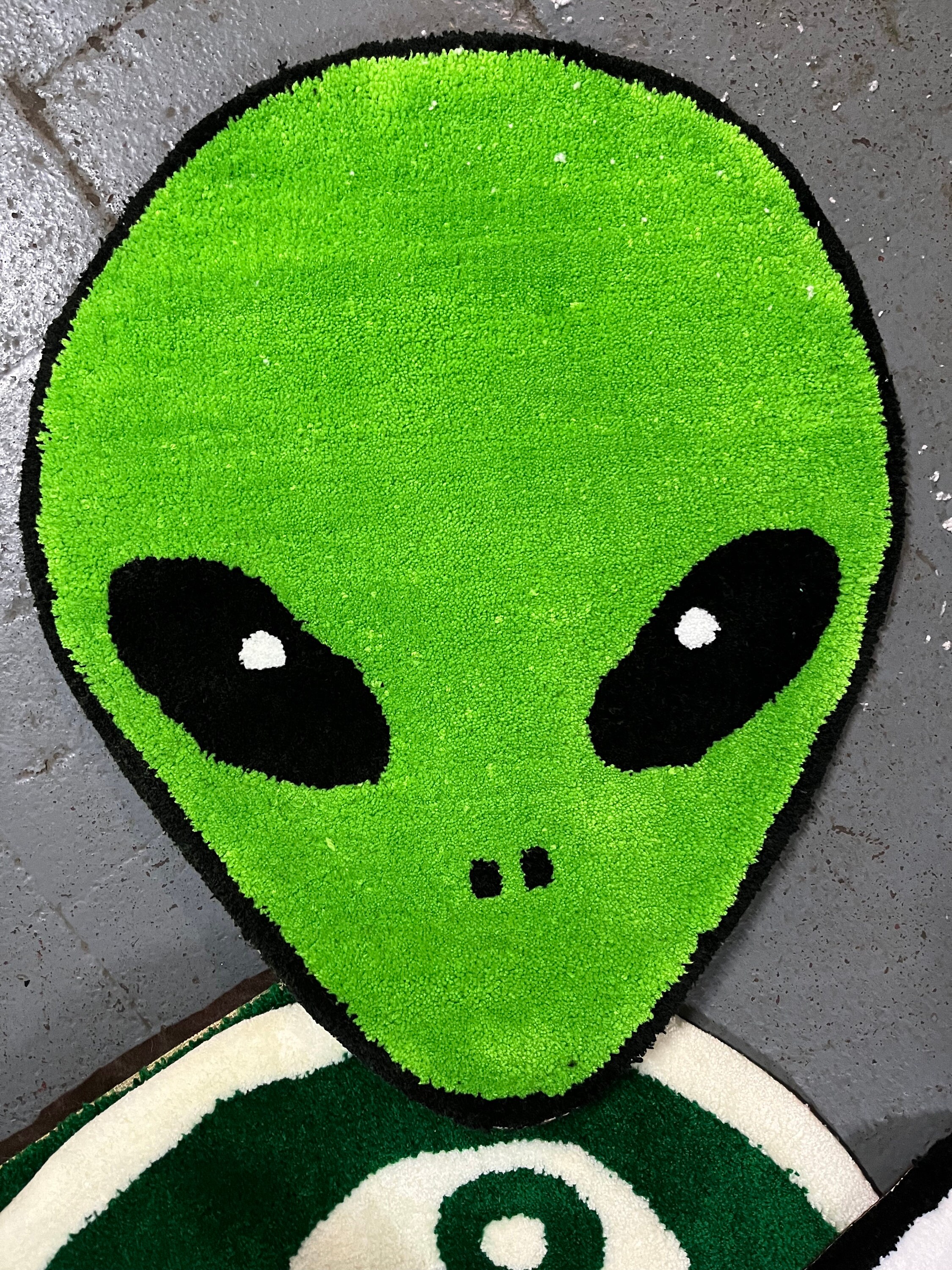 Green Alien Rug / Hanging Wall Piece Decor - Etsy UK