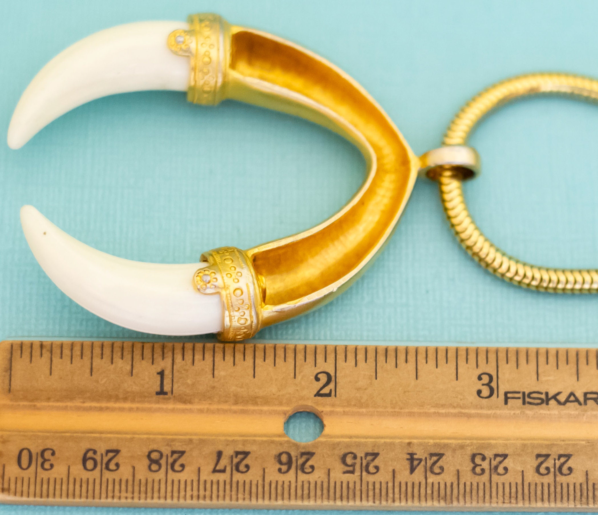 24 Inch, Vintage White Teeth Fangs Gold Tone Necklace E41 - Etsy