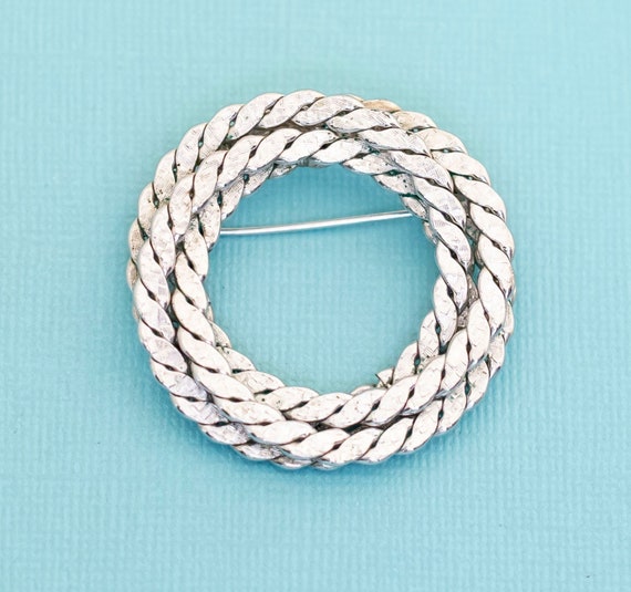 Vintage Spiral Silver Tone Hurricane Ring Brooch by N… - Gem