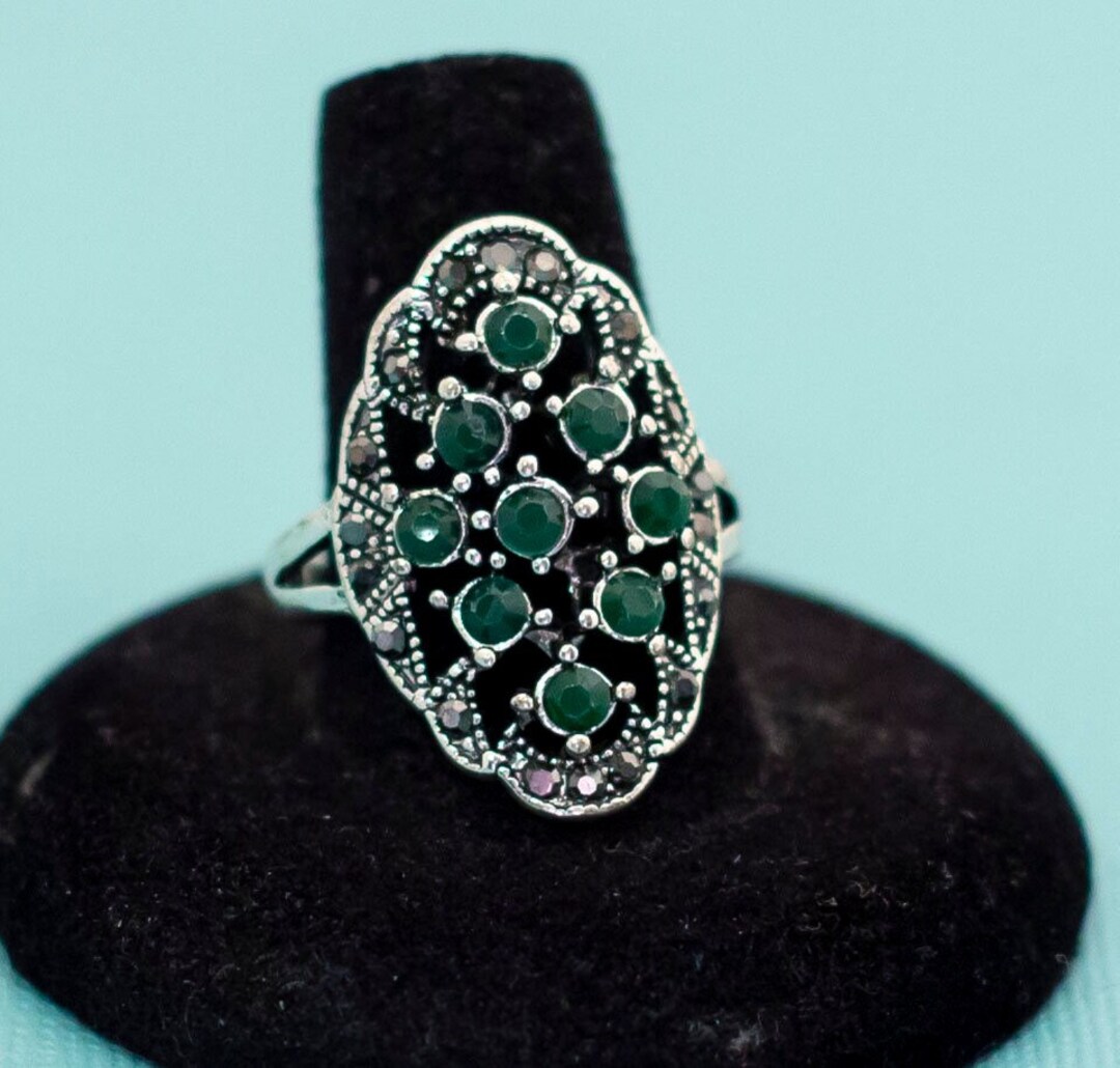 Vintage Green Boho Chic Ring, Size 9 1/2 - E27 - Etsy