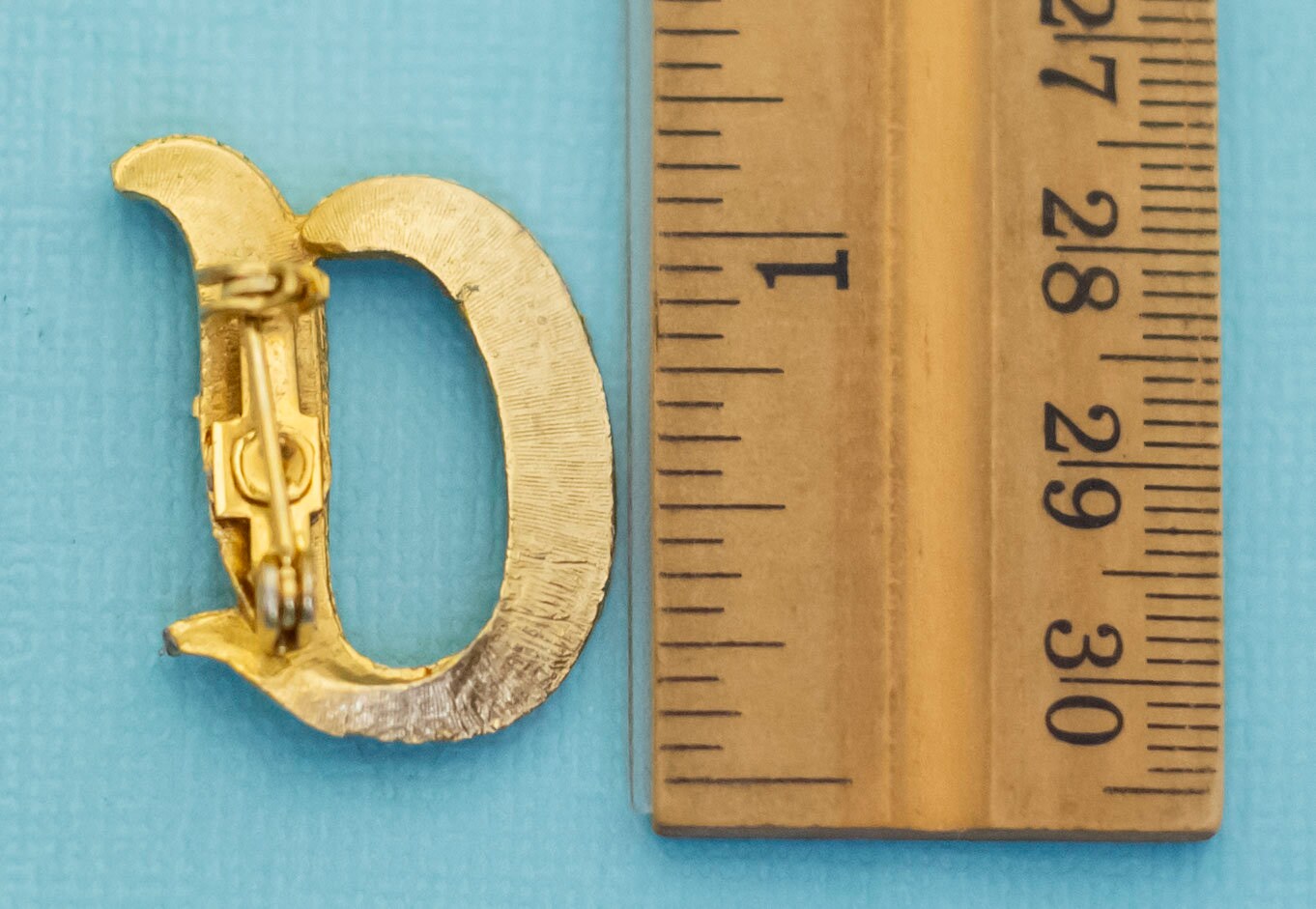 Vintage Gold Tone Greek Style Letter Brooch - E32 - Etsy