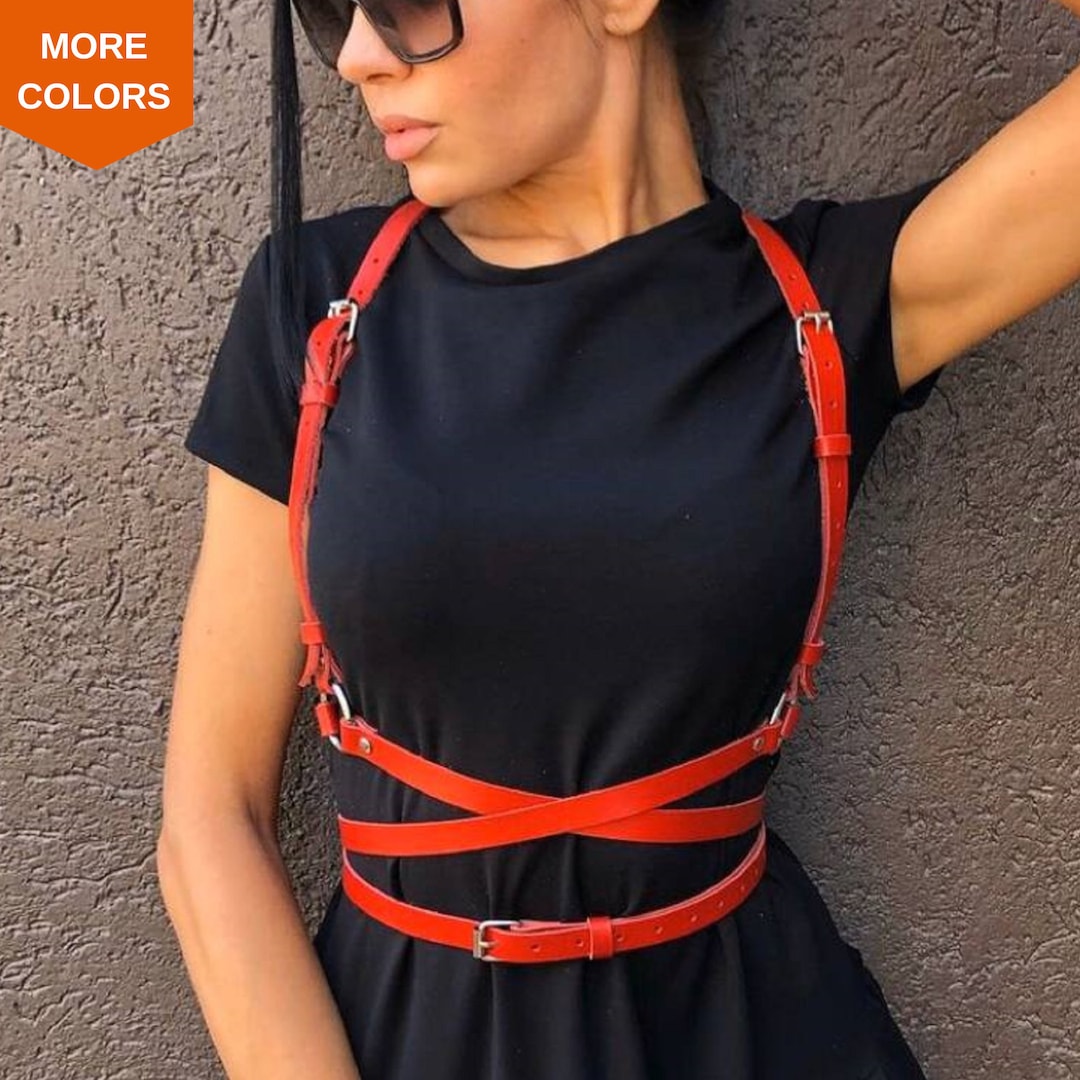 CUSTOM SIZE Simple Chest Harness, Womens Waist Cupless Harness Top ...