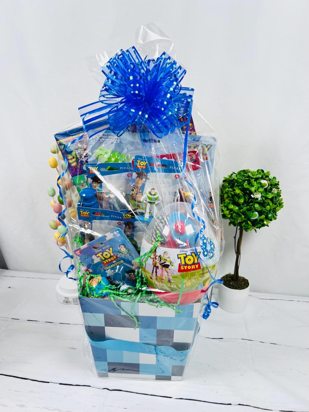 Deluxe 15 Piece Toy Story Buzz Lightyear Prefilled Kids Gift Basket ...
