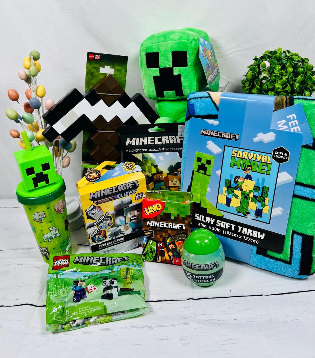 9 Piece Minecraft Themed Easter Baskets | Prefilled Easter Basket ...