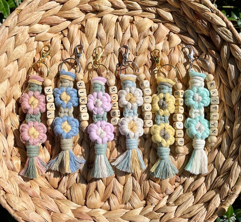 Personalized Flower Keychain // Macrame Name Keychain // - Etsy