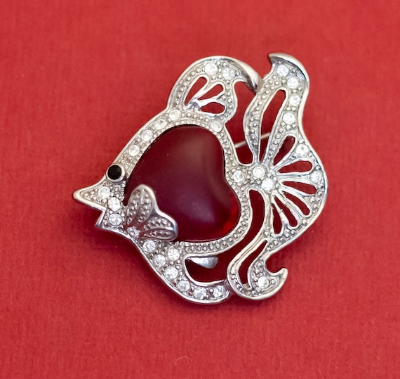 Vintage Abstract Angel Fish Love Heart Brooch - F34 - Gem