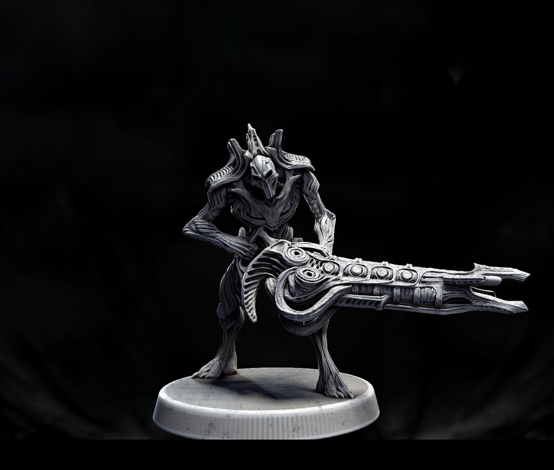Sci-fi Miniature Robot Fighter, H.R Giger Style | 5 Base Sizes | Resin ...