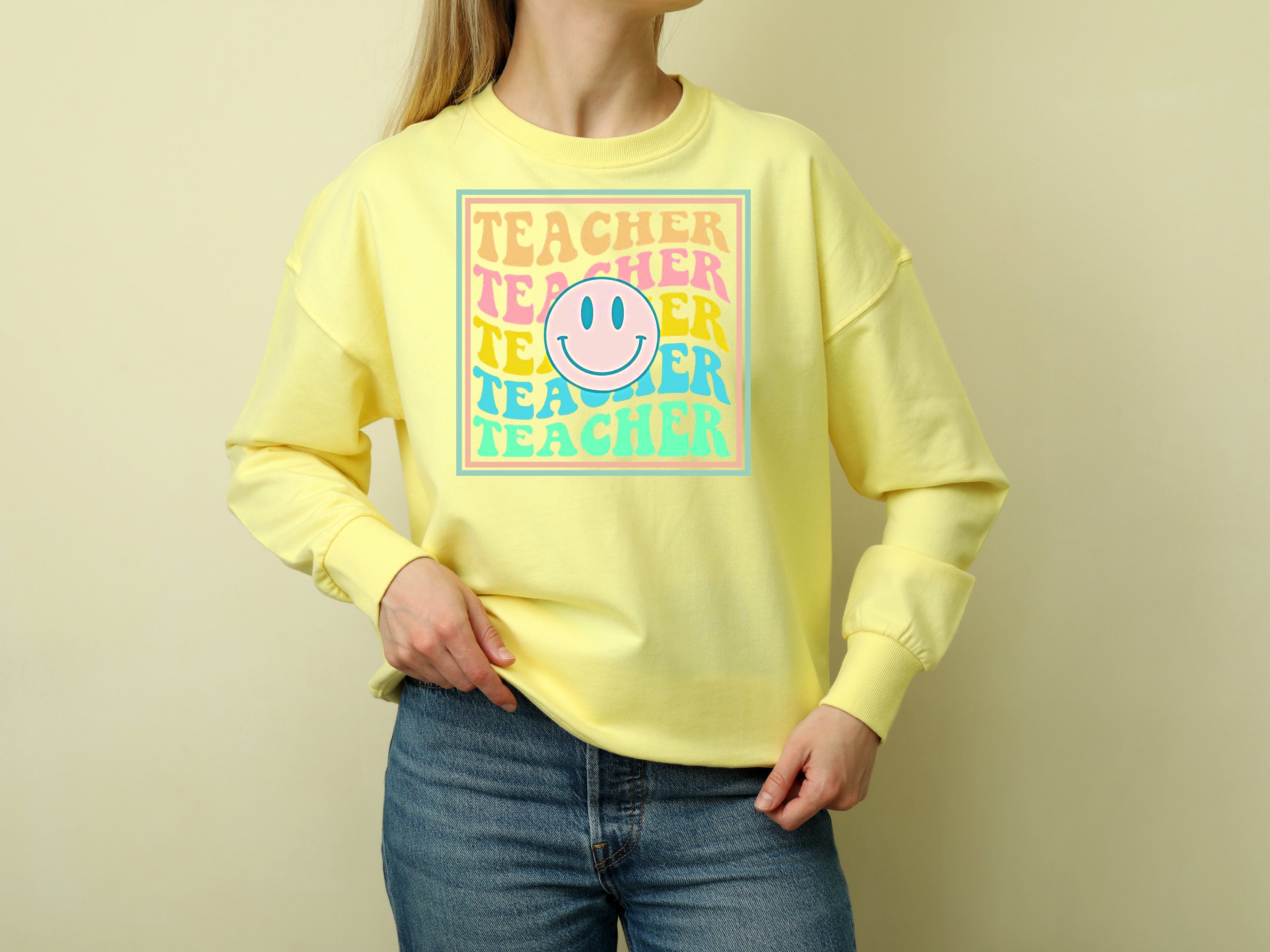 Smiley Face Teacher Wavy Print PNG: Back to School Design (digital ...