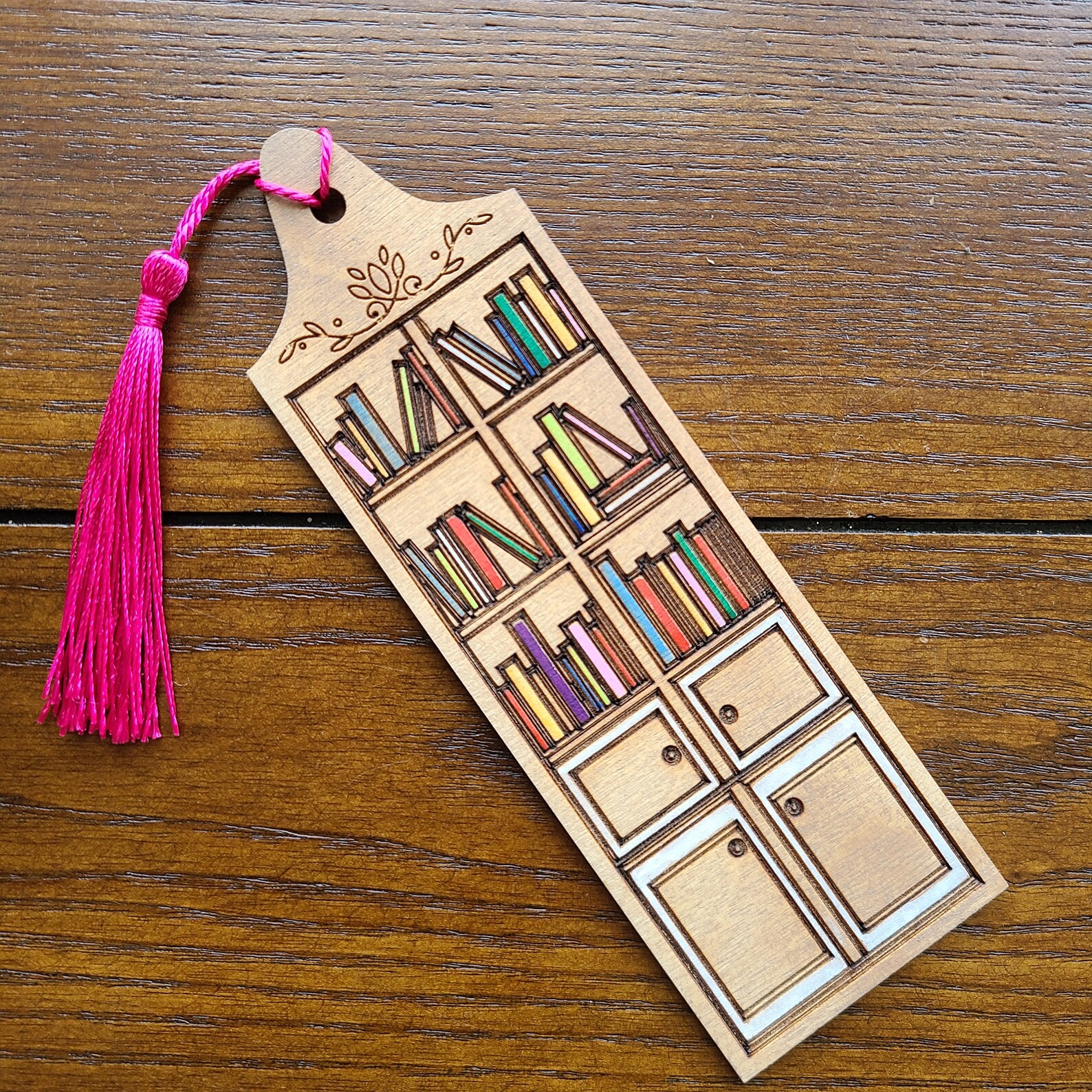Book Lover Wooden Handpainted Bookcase Bookmark Gift - Etsy