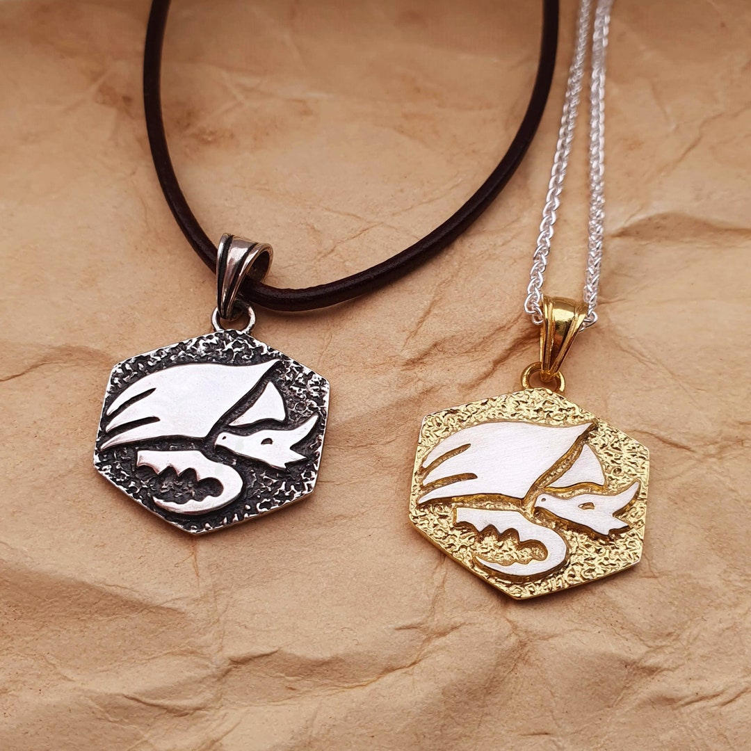 Dragon D&D Silver Pendant, Dungeons and Dragons Gift, Dnd Necklace, RPG ...