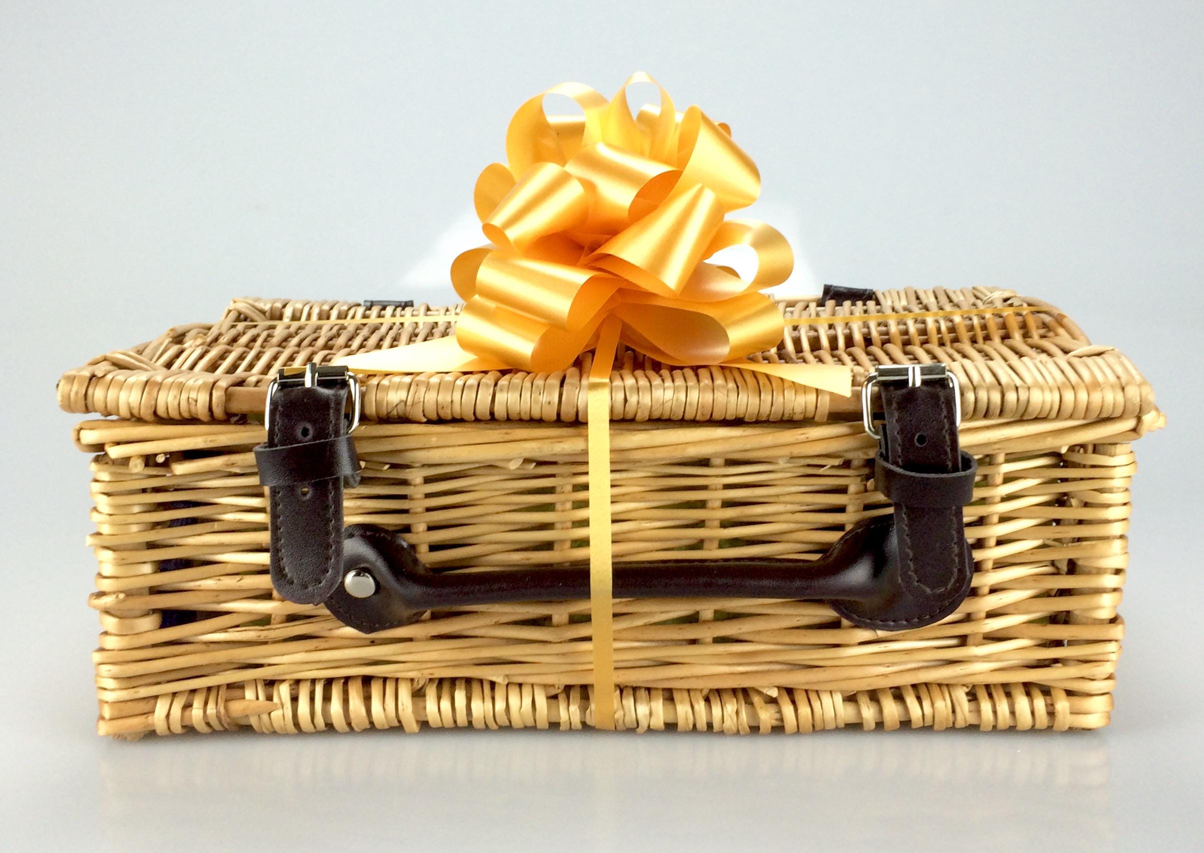 Couples Wellness Hamper: Relaxation Spa Gift Hamper Set Anniversary ...