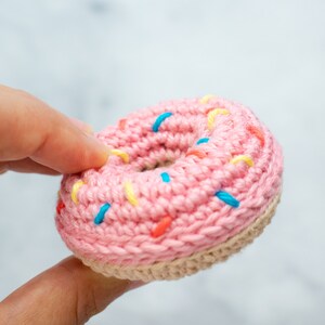 Mini No-sew Donut Amigurumi Pattern. No Sewing Amigurumi. Donut Crochet ...