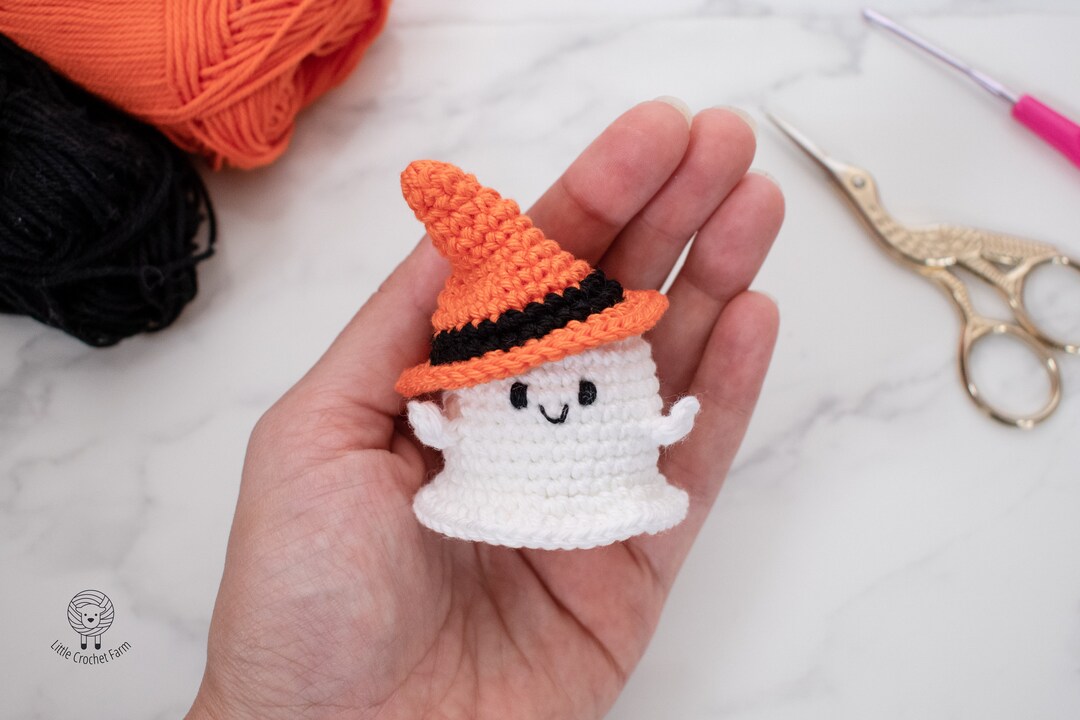 Crochet Mini Ghost Amigurumi Pattern | Little Ghost Halloween Ornament ...