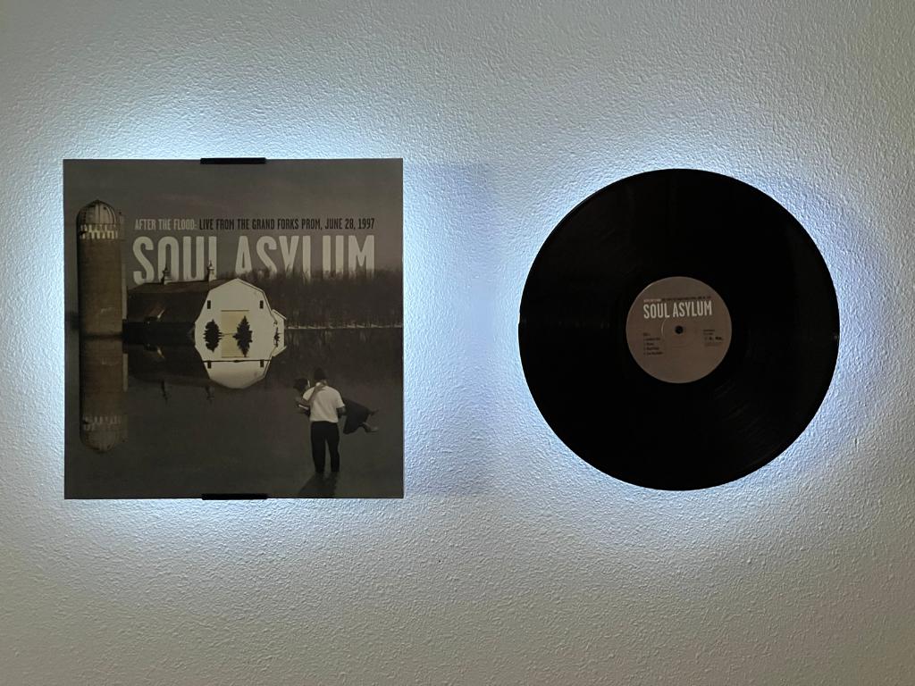 Wireless LED Vinyl Record and Sleeve Display Rechargeable With Remote ...
