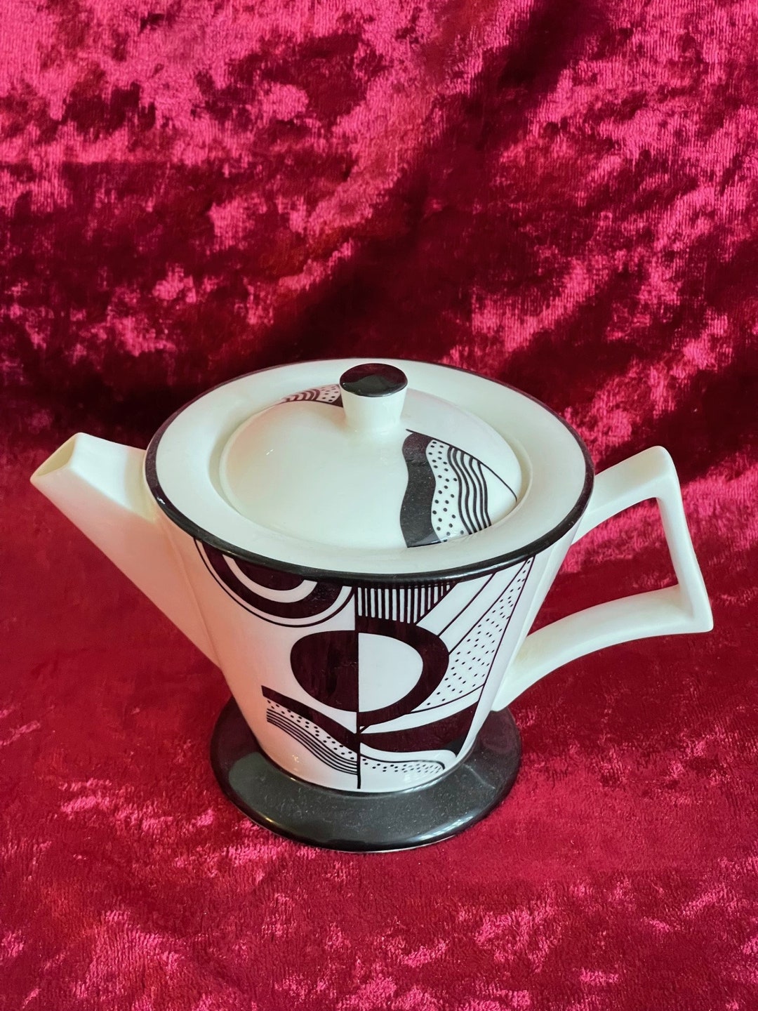 CLARICE CLIFF Style Conical Teapot "mono" Hand Painted by Brian Wood ...