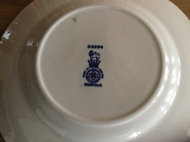 Royal Doulton Norfolk Tea Set. Complete.1940's Original. Stunning. Very ...