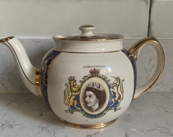 Queen Elizabeth Tea Pot - Etsy