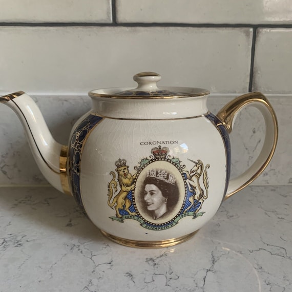 Vintage HM Queen Elizabeth II Coronation Tea Pot 1953 - Etsy