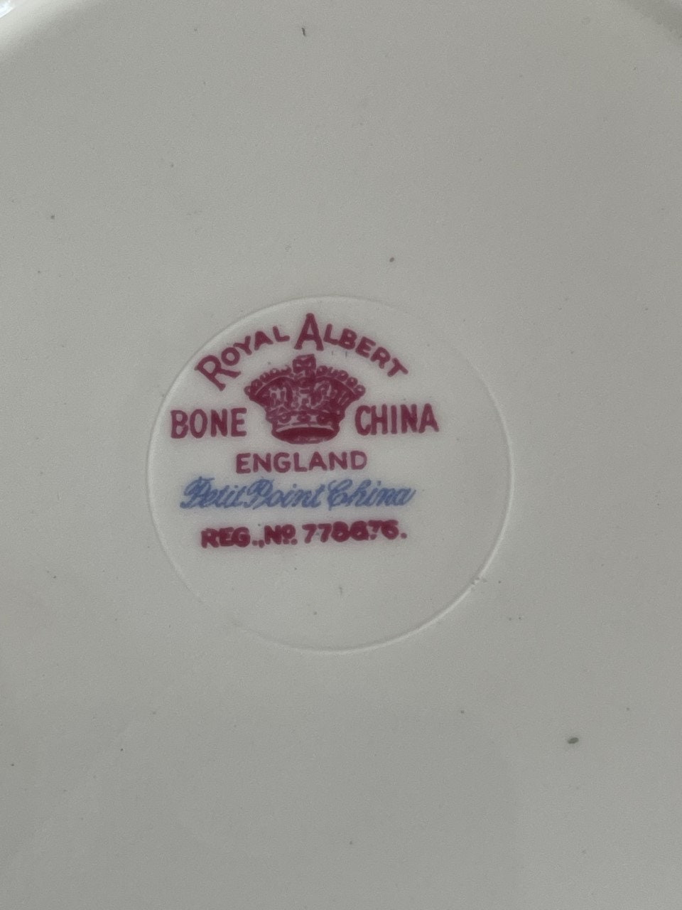 Royal Albert "petit Point" Tea Set Complete With Teapot. Stunning ...