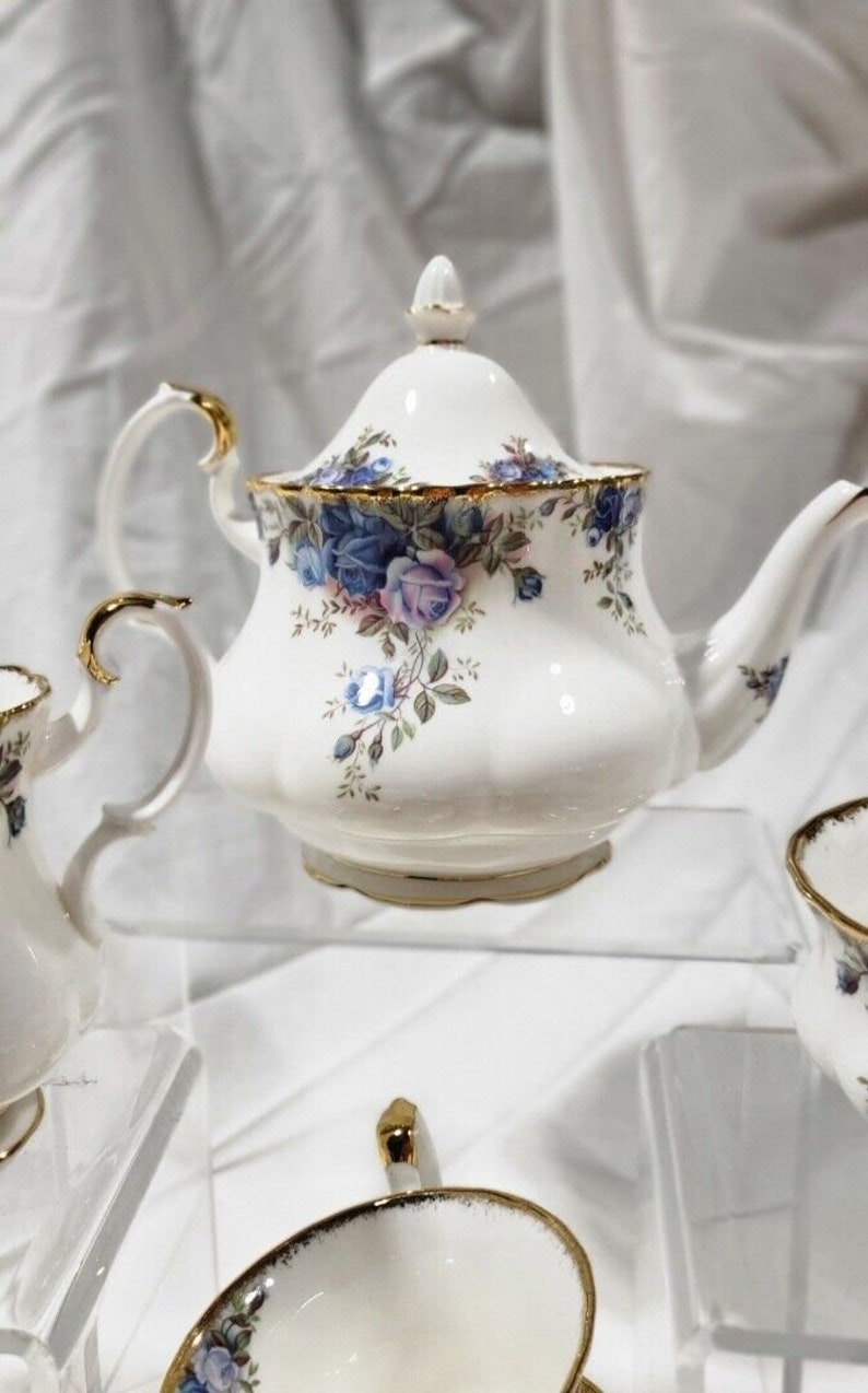Royal Albert "moonlight Rose" Tea Set Complete With Teapot. Stunning ...